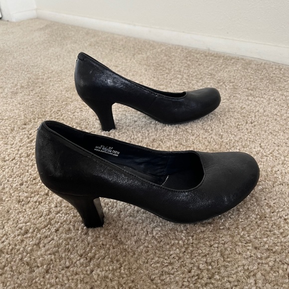 Born | Shoes | Born Crown Black Pumps | Poshmark